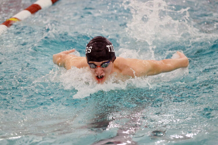 Tigers take 2 from rival Lions | News, Sports, Jobs - Altoona Mirror